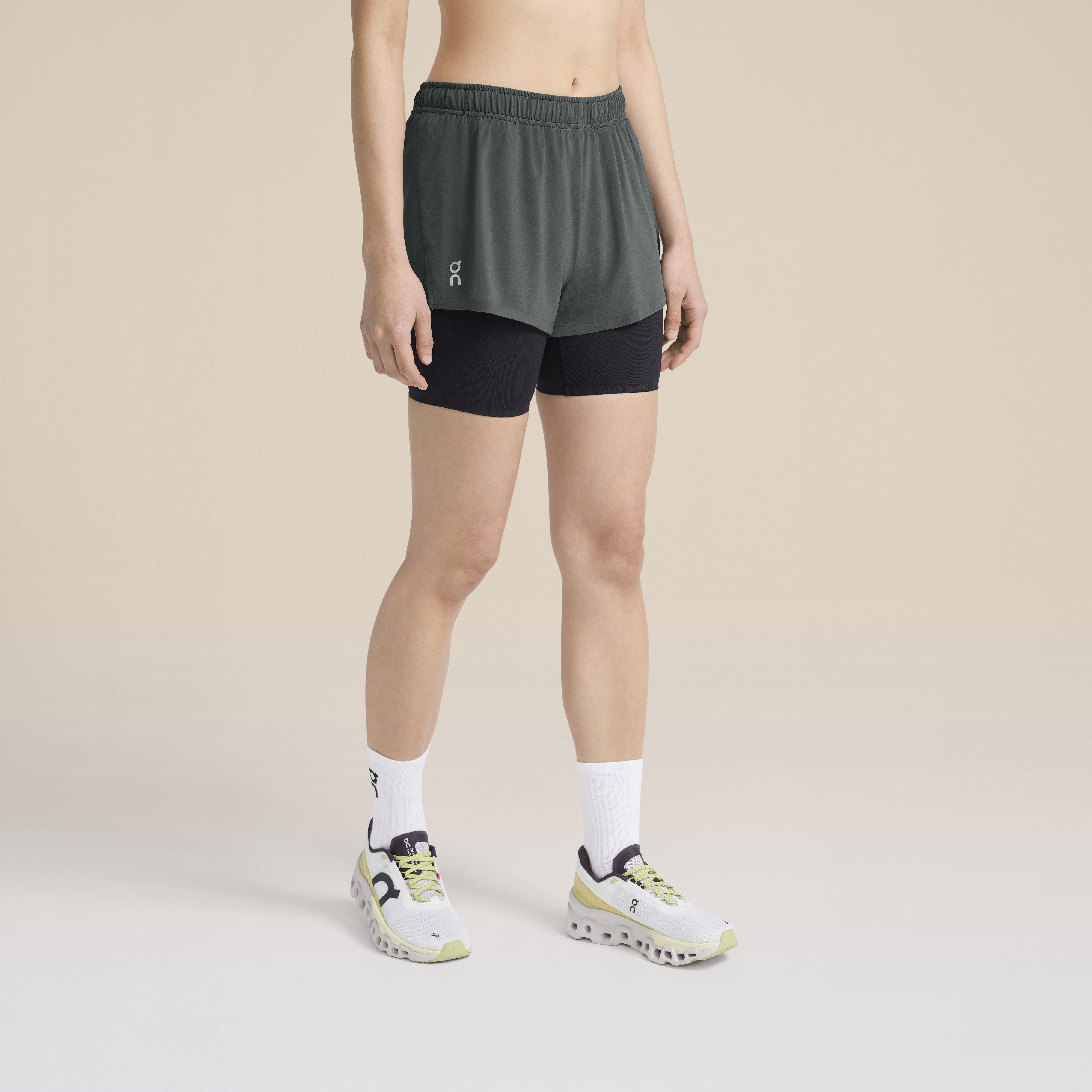 Women's Endurance Bra | Orange & Red | On Canada