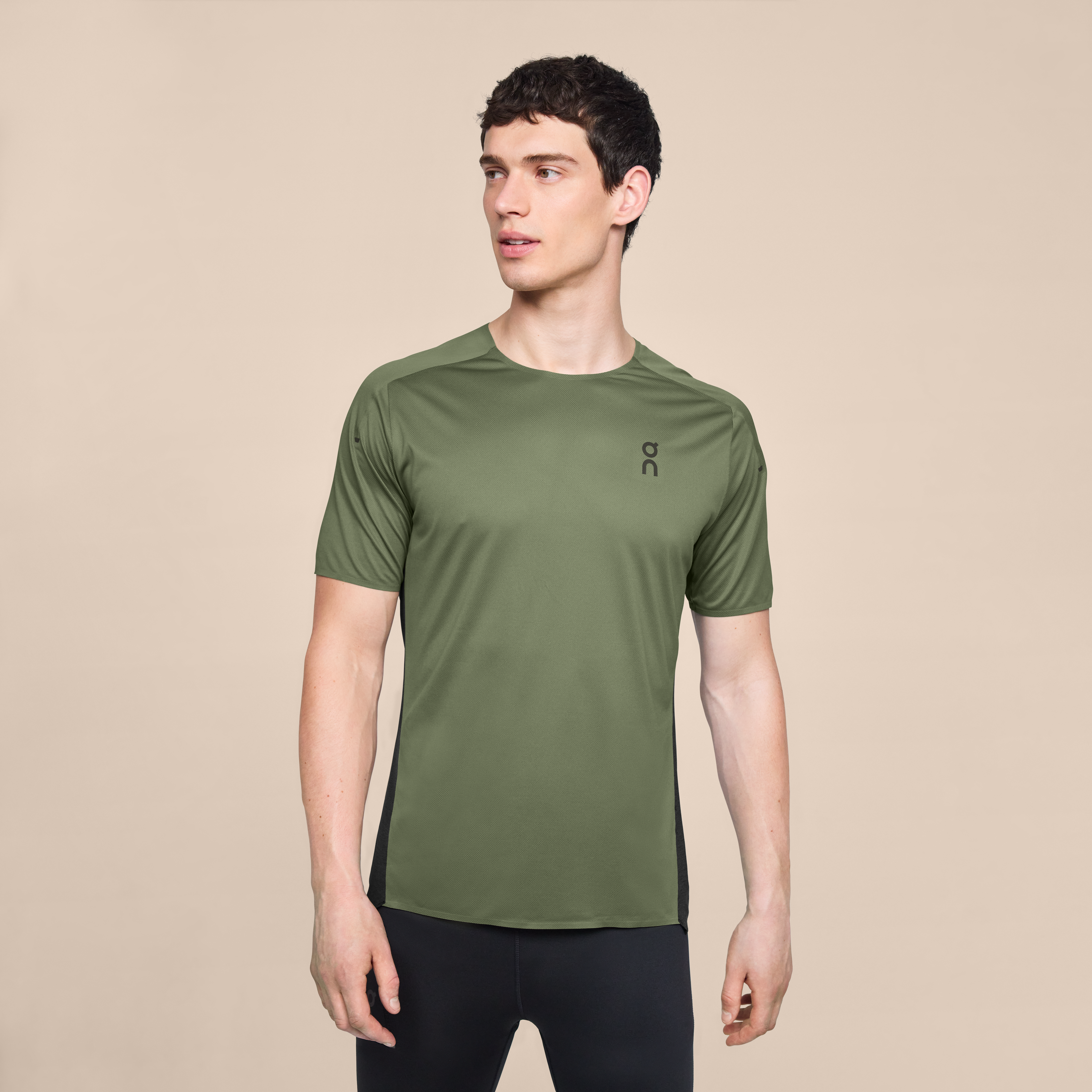 On Running Men's Apparel Sale: Unlock our Exclusive Outlet Prices | On ...