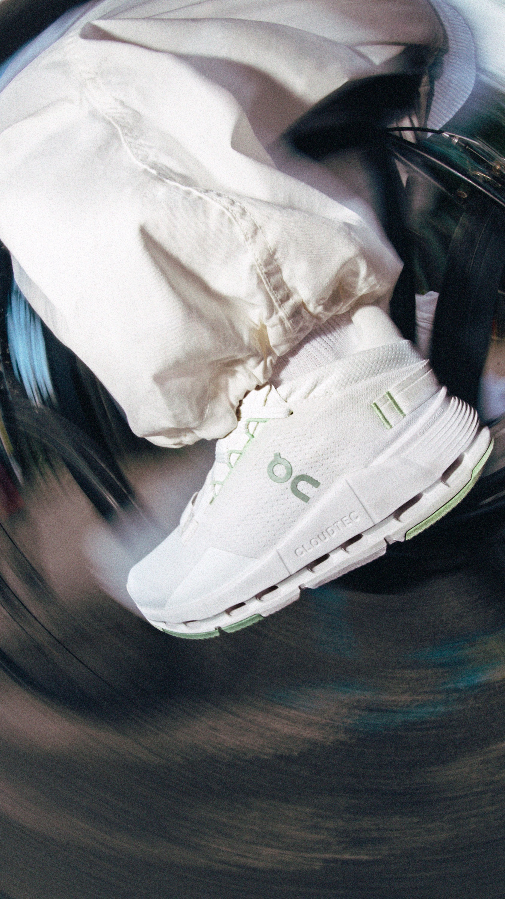 On | Swiss Performance Running Shoes & Clothing | On Spain