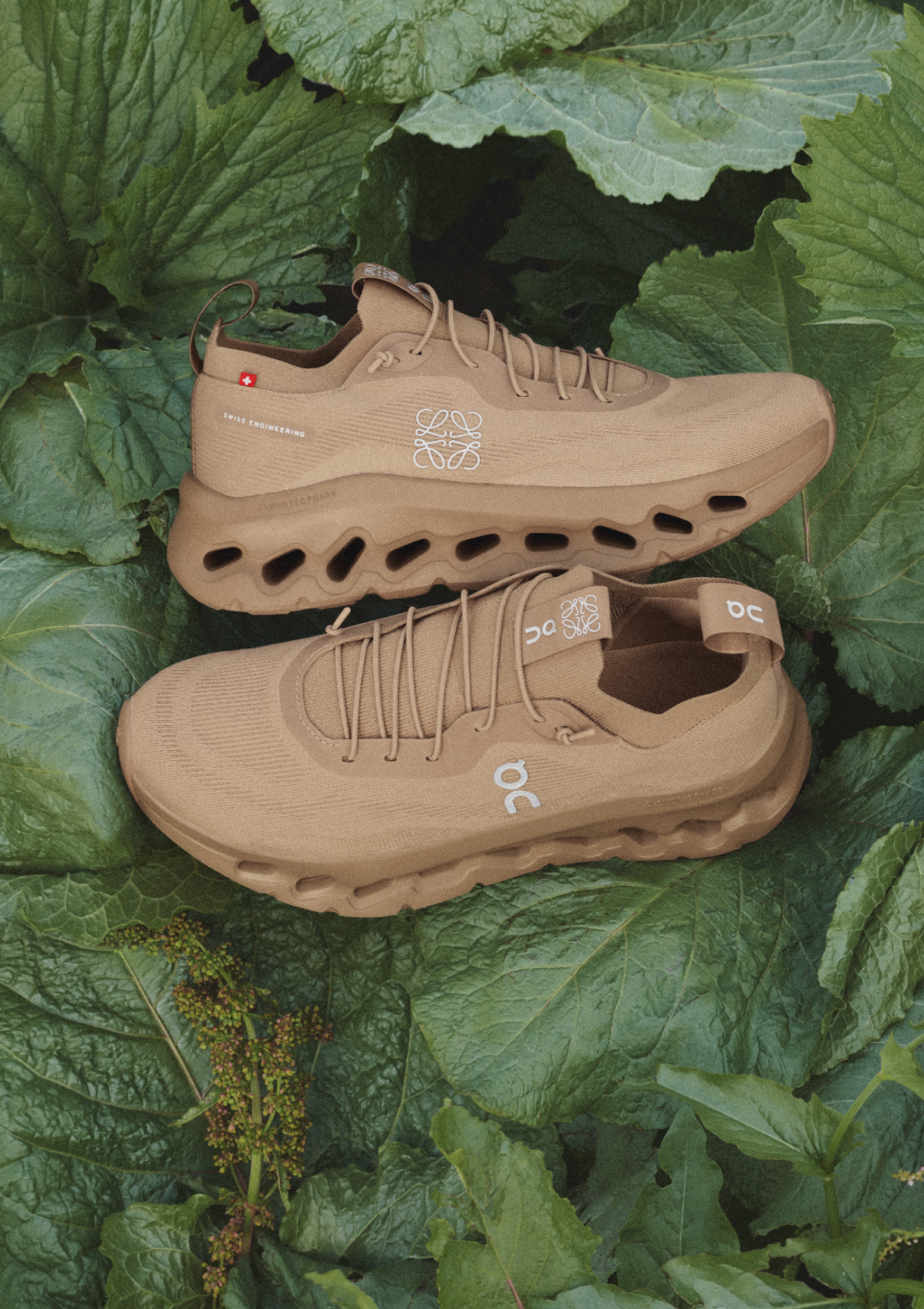 【On公式】オンラインストア | LOEWE x On | ハイセンスな高機能アパレルとシューズ | On 日本