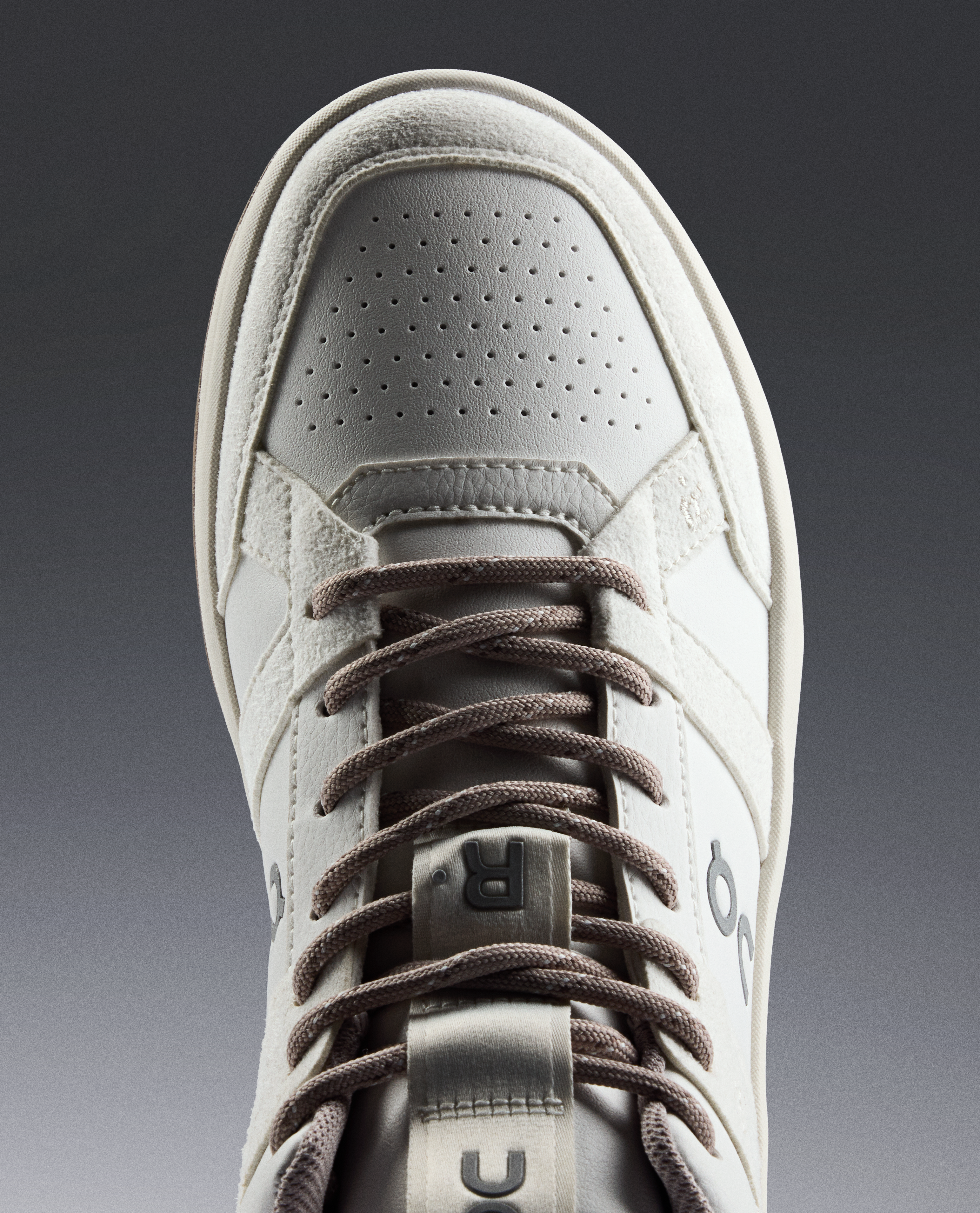 Women's THE ROGER Clubhouse Mid | Beige & Grey | On Belgium