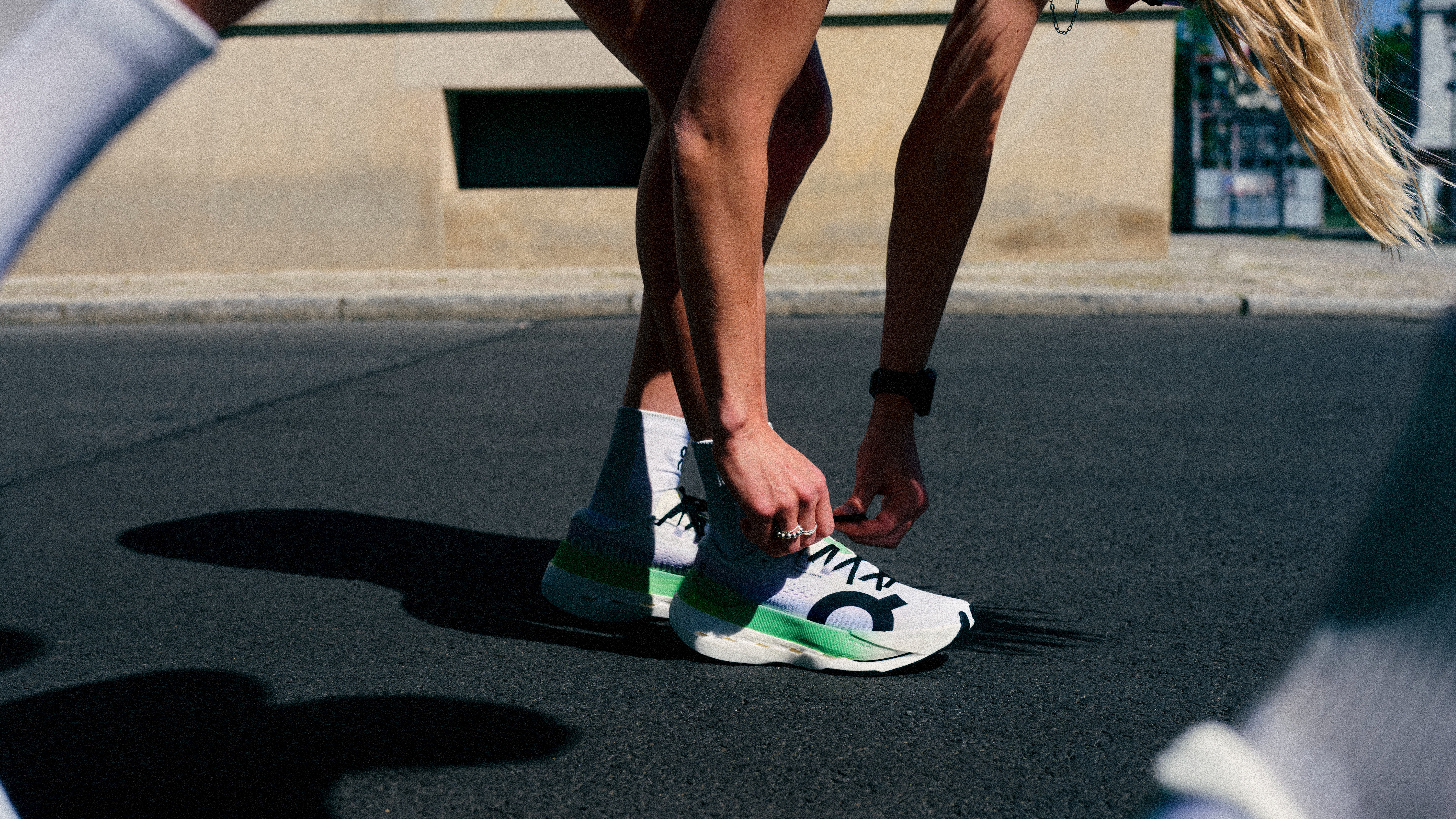 On Running | High-tech shoes, apparel and accessories for every runner ...