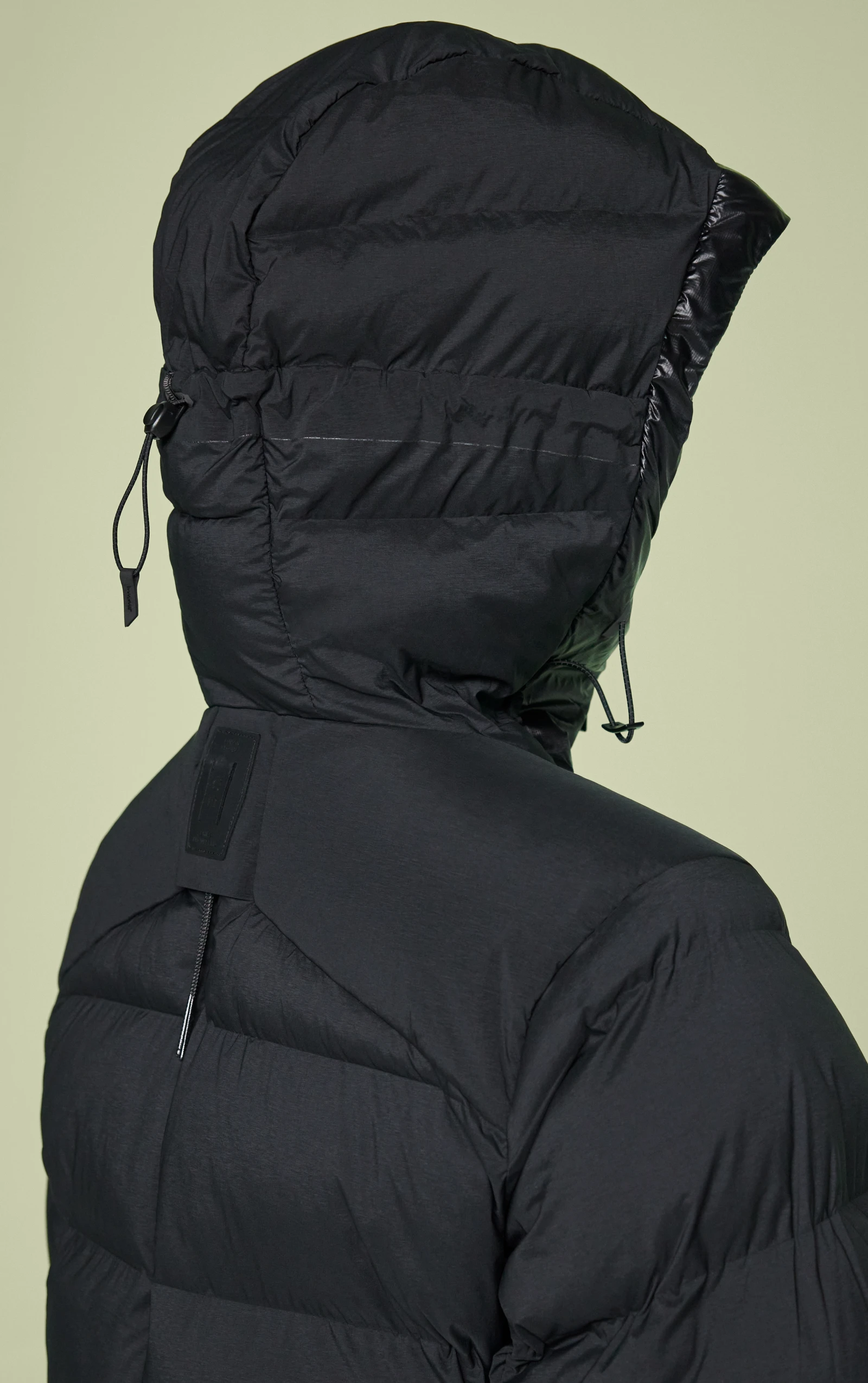 Women's Challenger Jacket | Black | On United States