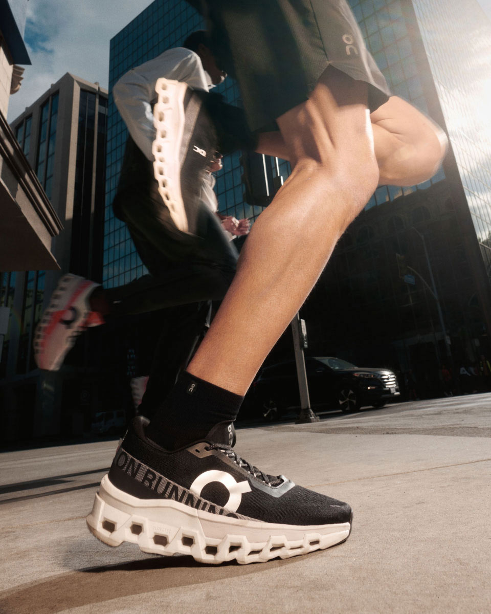 Running gear: high-tech shoes and apparel for every runner. | On United ...