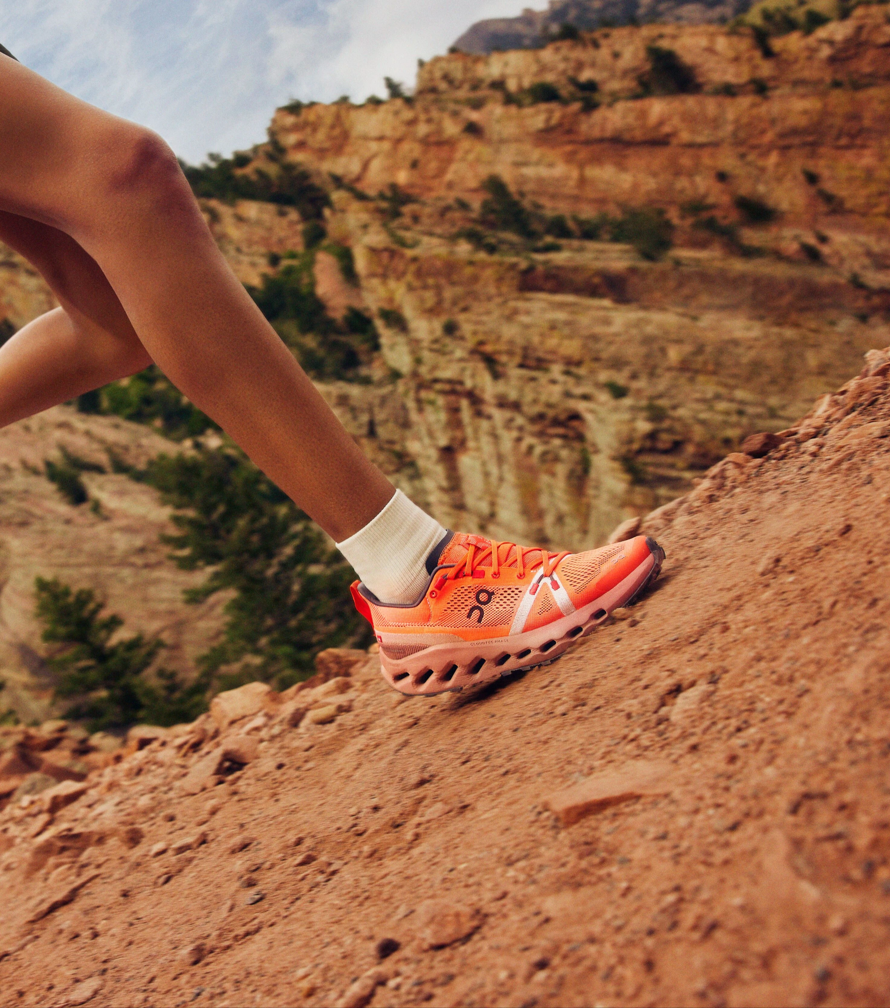 Trail Running Gear: Follow Your Own Path | On United States
