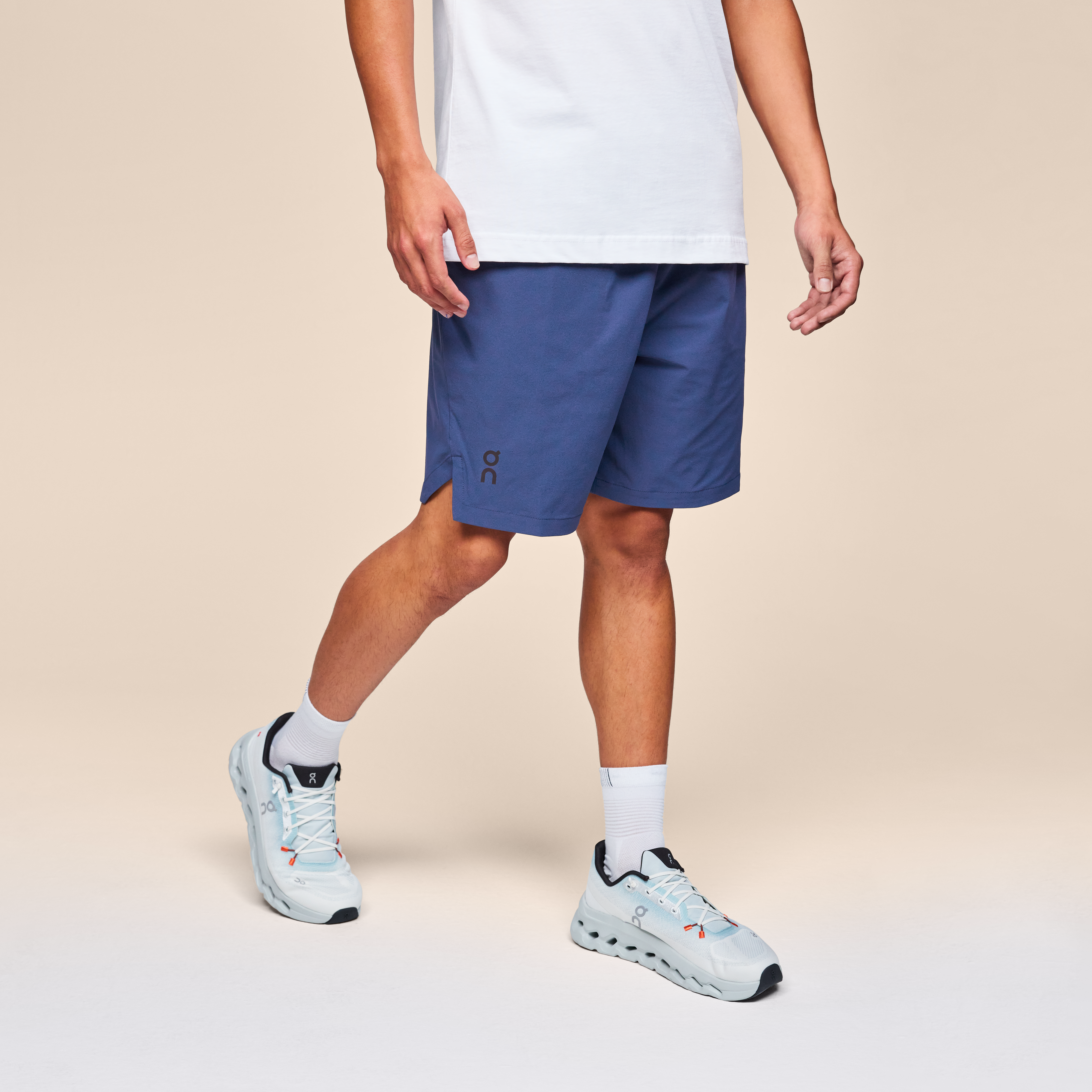 Training Shorts & Workout Gym Shorts with Liner | On United States