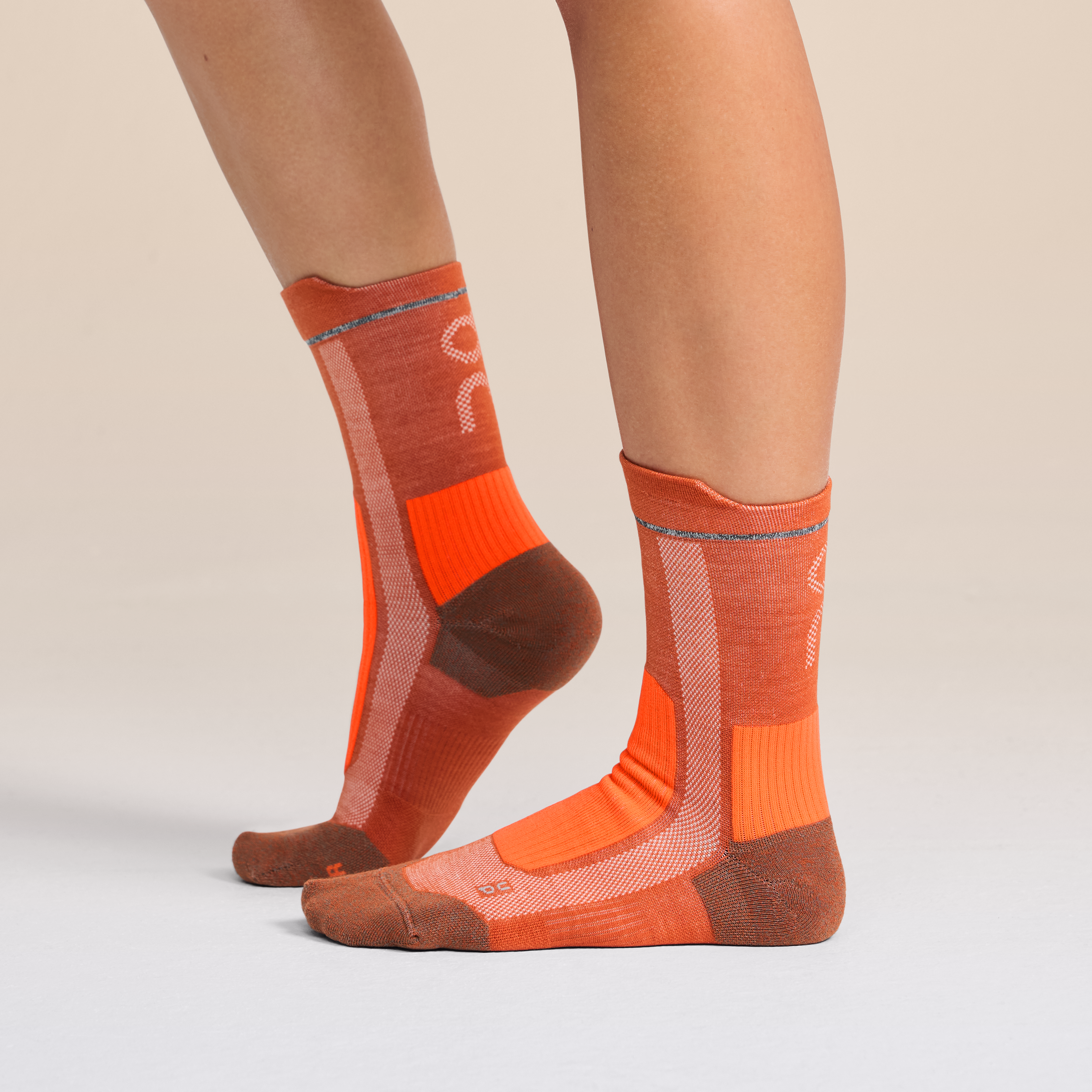 Performance Running Socks | On United States