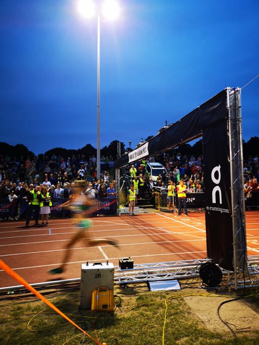 Night of the 10,000m PB’s: where elite runners line up beside fire ...