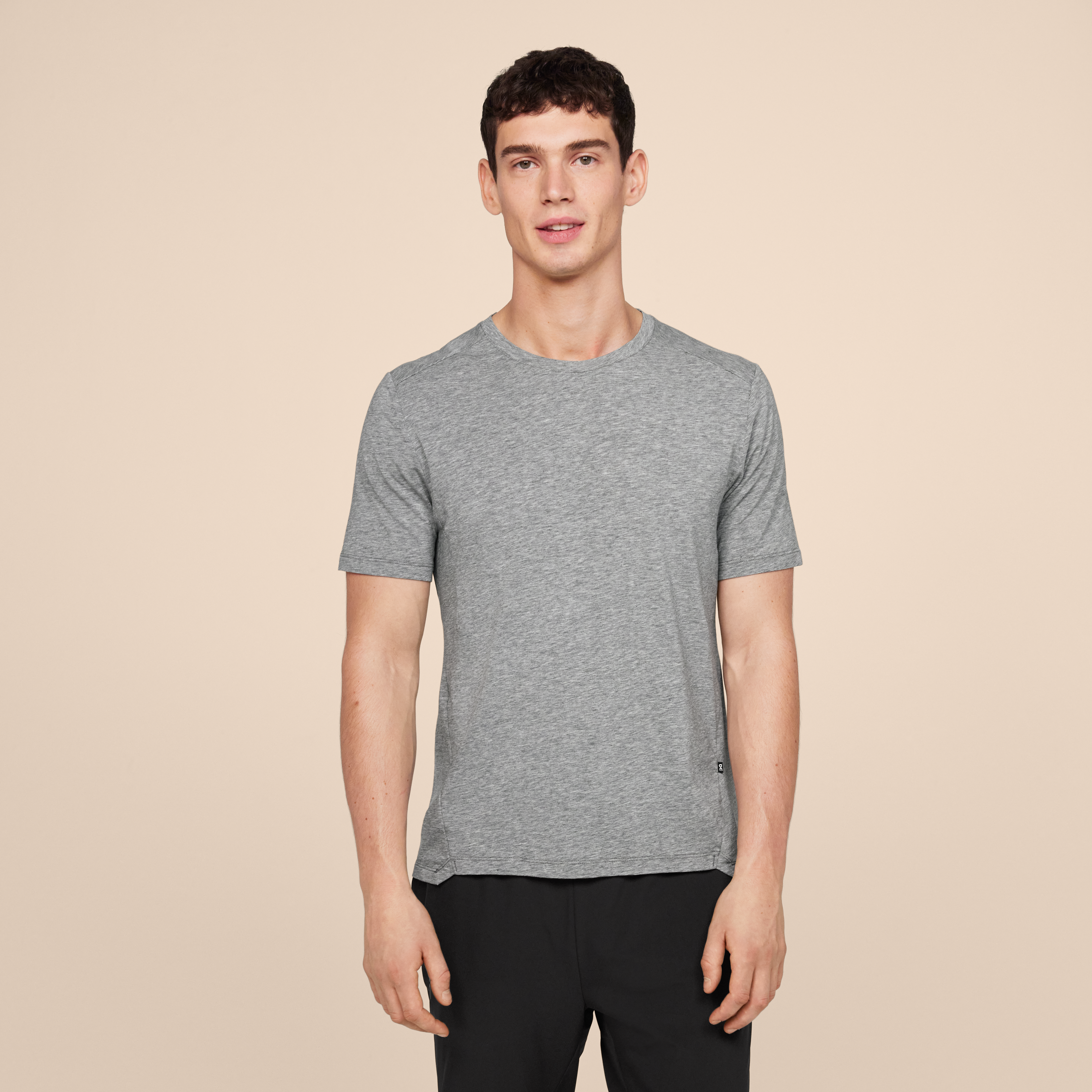 Men’s Tops & T-Shirts | On Switzerland