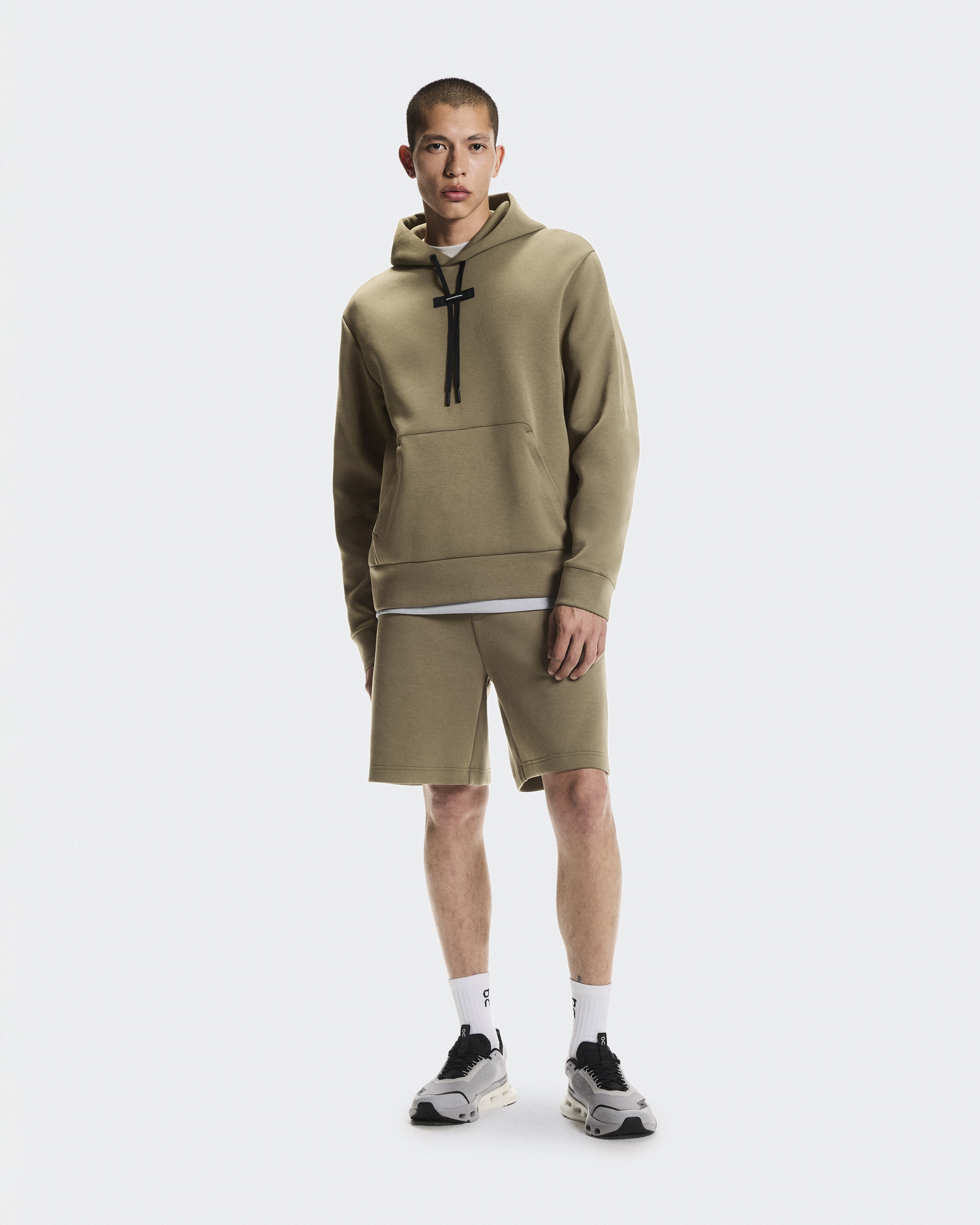 Men's Focus Tech Hoodie | Purple | On United Kingdom