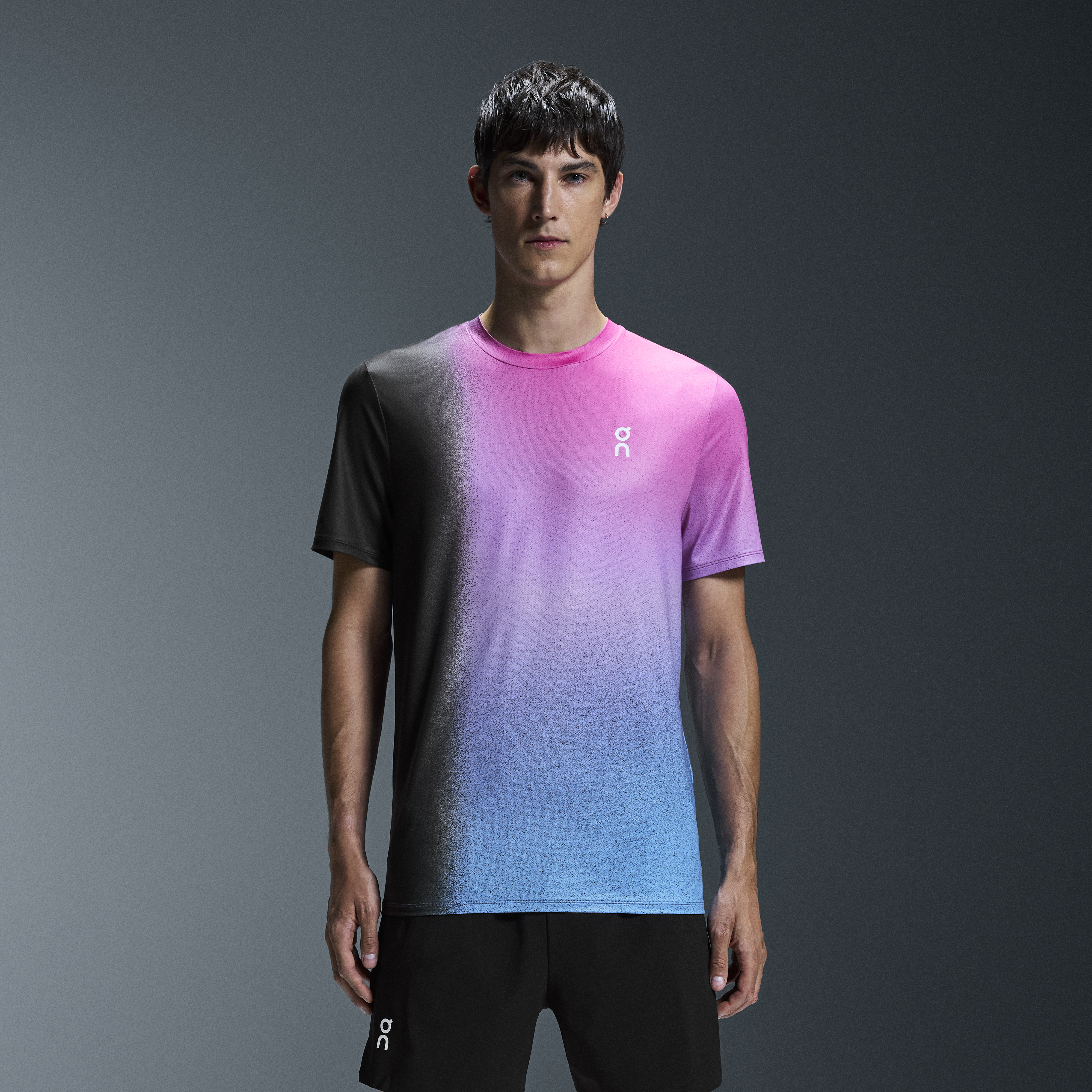 Tennis Apparel: High-Performance Shirts & Tanks | On | On United States