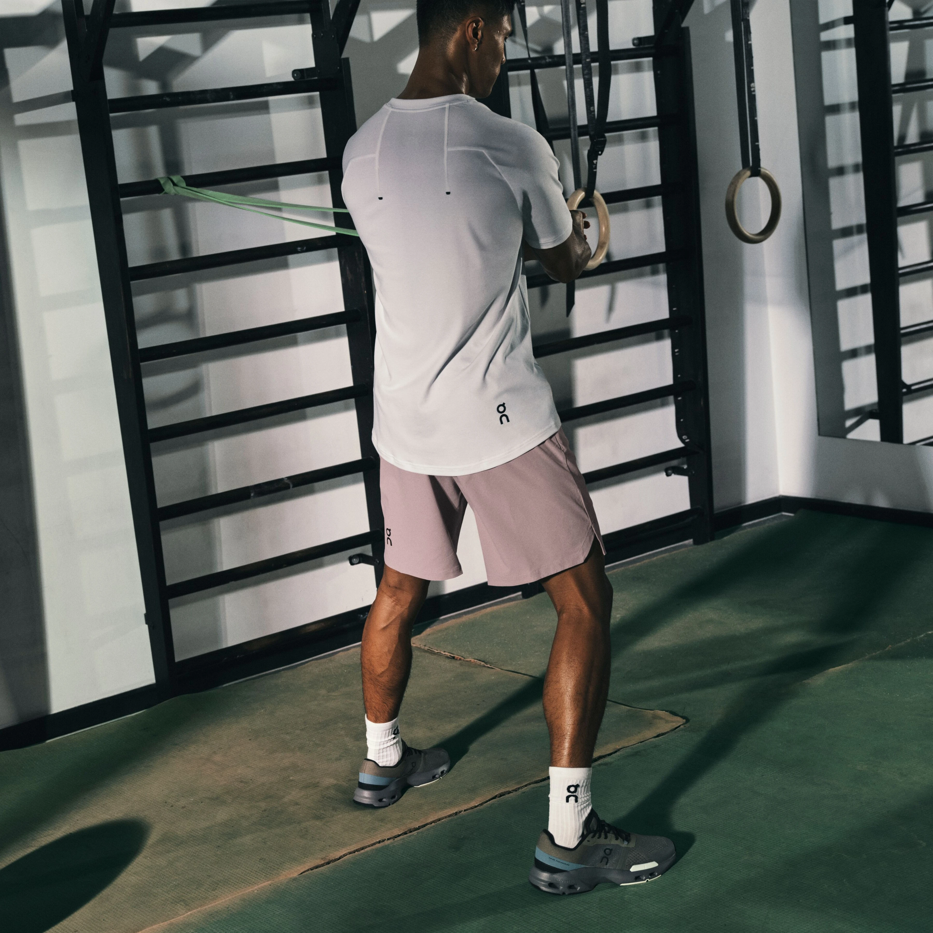 Training and gym gear: premium activewear for crushing goals | On ...