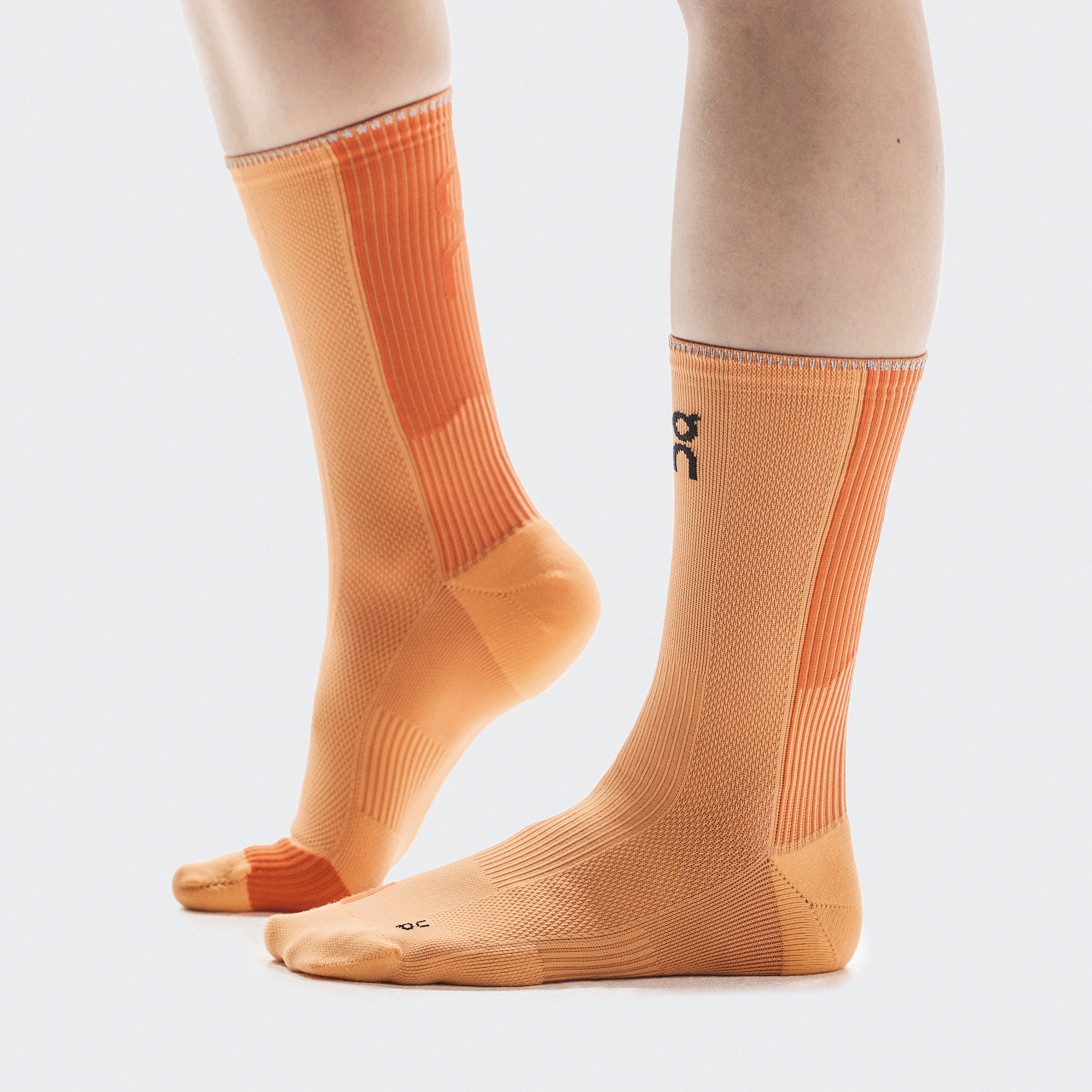 Performance Running Socks | On United States