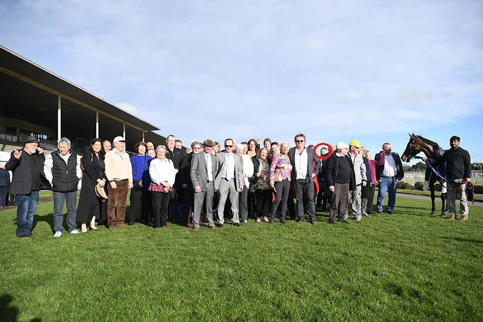 Lass giving her large ownership group a Bonny old time