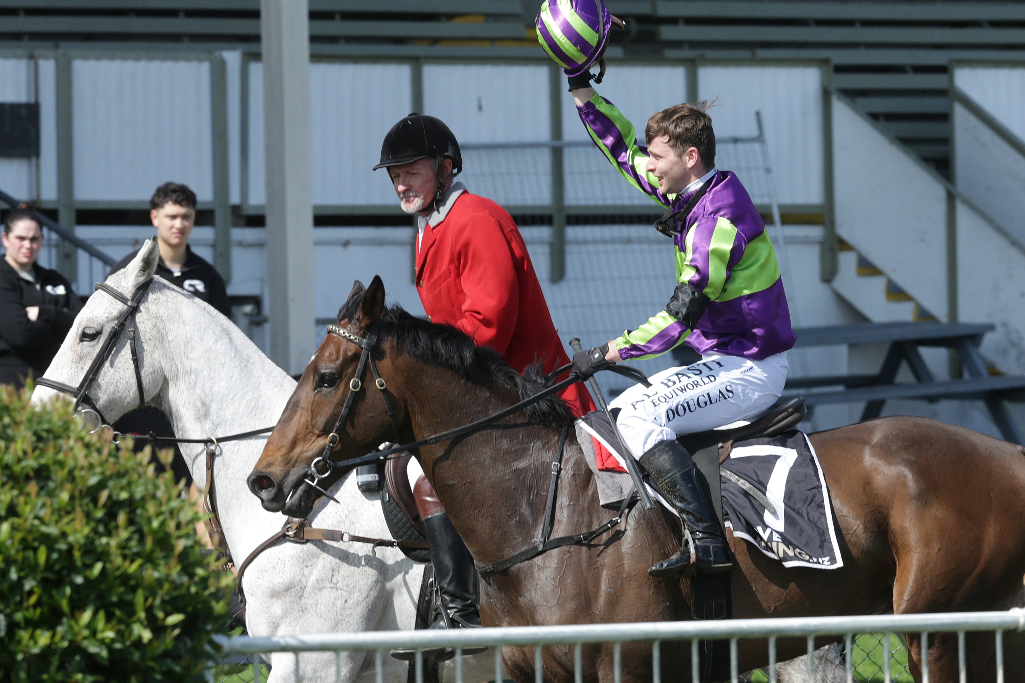 Lord Spencer back on the feature hurdle path