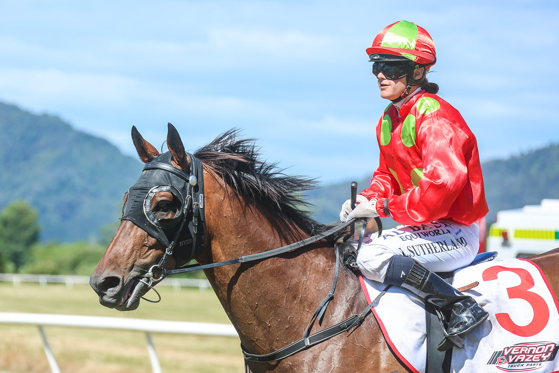 Sutherland unstoppable on the Coast