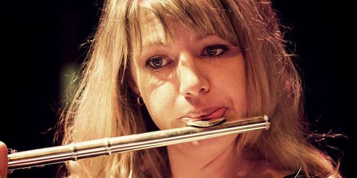 Sarah Nielsen performs ‘Last Man Standing’ in the Gallery | The ...