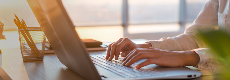 Smart Brief | Plataforma de conteúdo Enterprise | Shutterstock