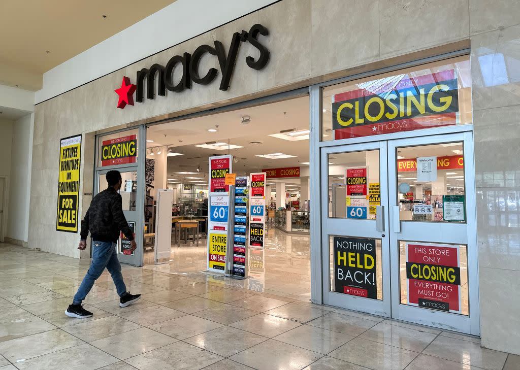 Macy's To Close 150 Stores, Shifts Focus to Luxury Market