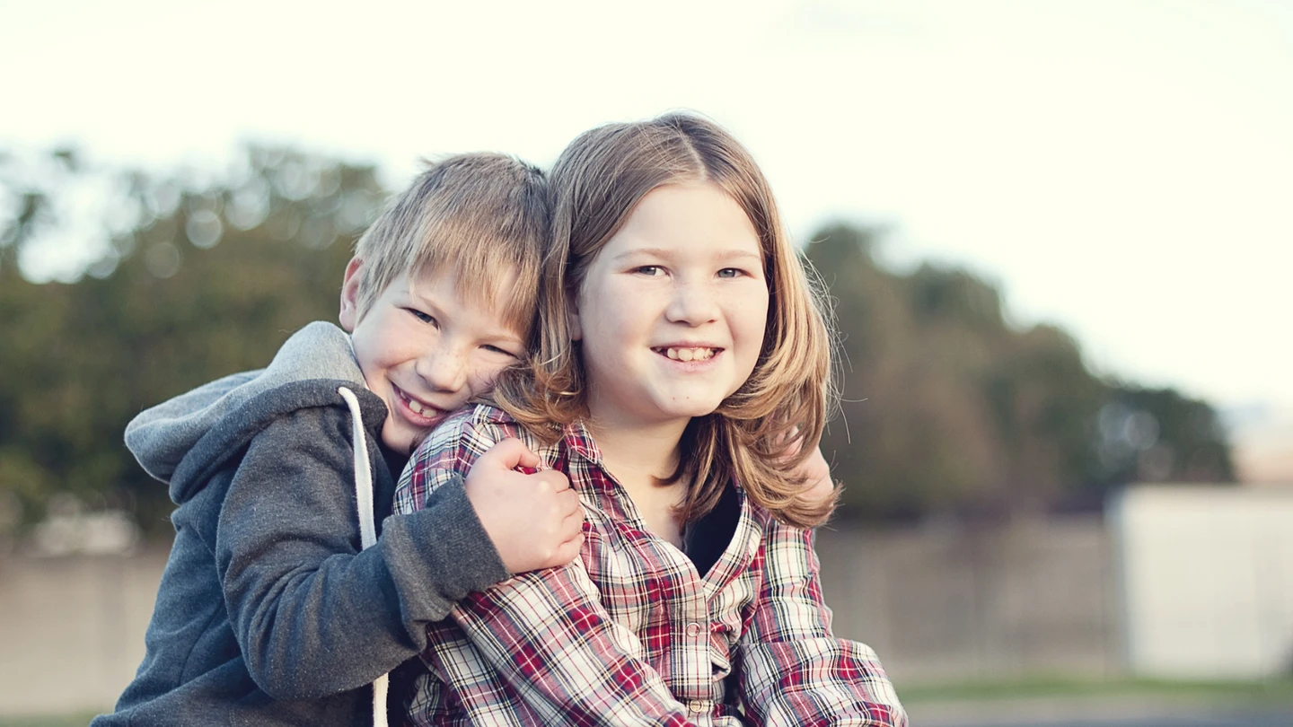 Foster care for siblings | Life Without Barriers