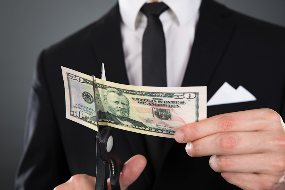 Low-fee brokers: A viable option for home sellers?