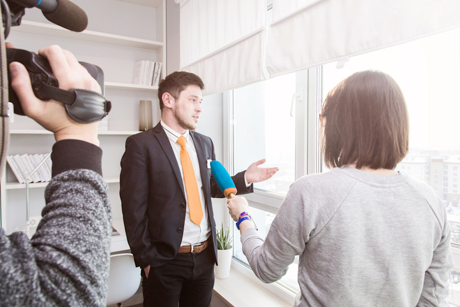 Boosting without boasting: How to sell yourself as a local expert