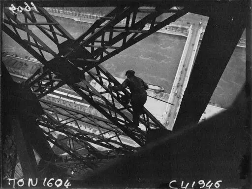 eiffel tower work