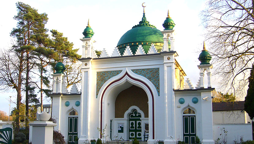The Shah Jahan Mosque in Woking | Europeana
