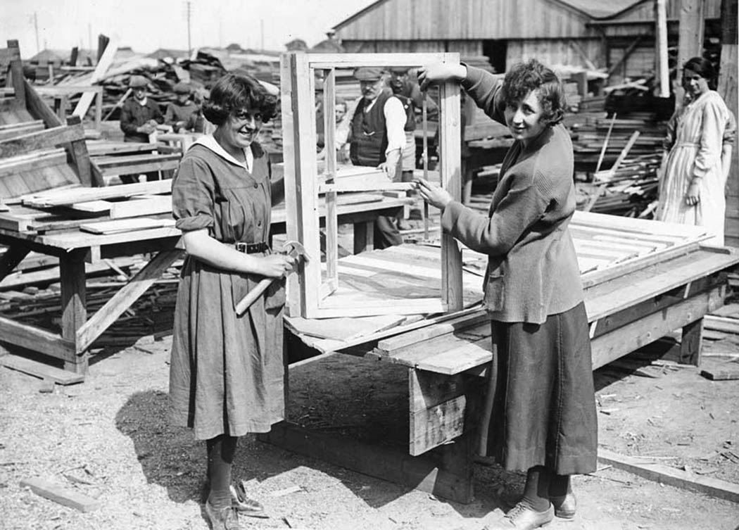 Gender gaps & inequality illustrated by GIFs | Europeana