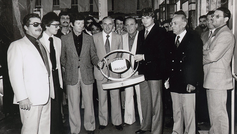 How Salvador Dalí supported a Girona rugby team | Europeana