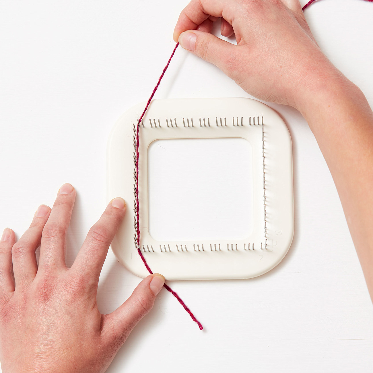 How to Weave with a 3-Pin Style Pin Loom | Little Looms