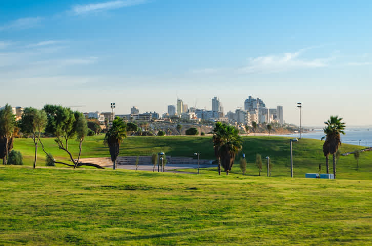 Tel Aviv: Where to Stay in The White City | Plum Guide