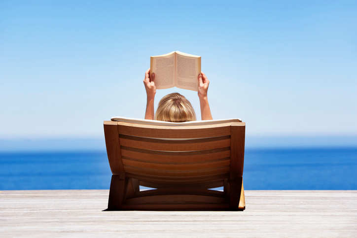 The Very Best Summer Reads for your Next Holiday | Plum Guide