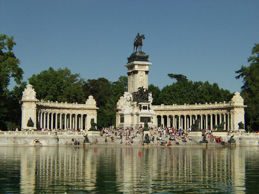 Explore Madrid: Parks and Gardens You'll Love | Plum Guide