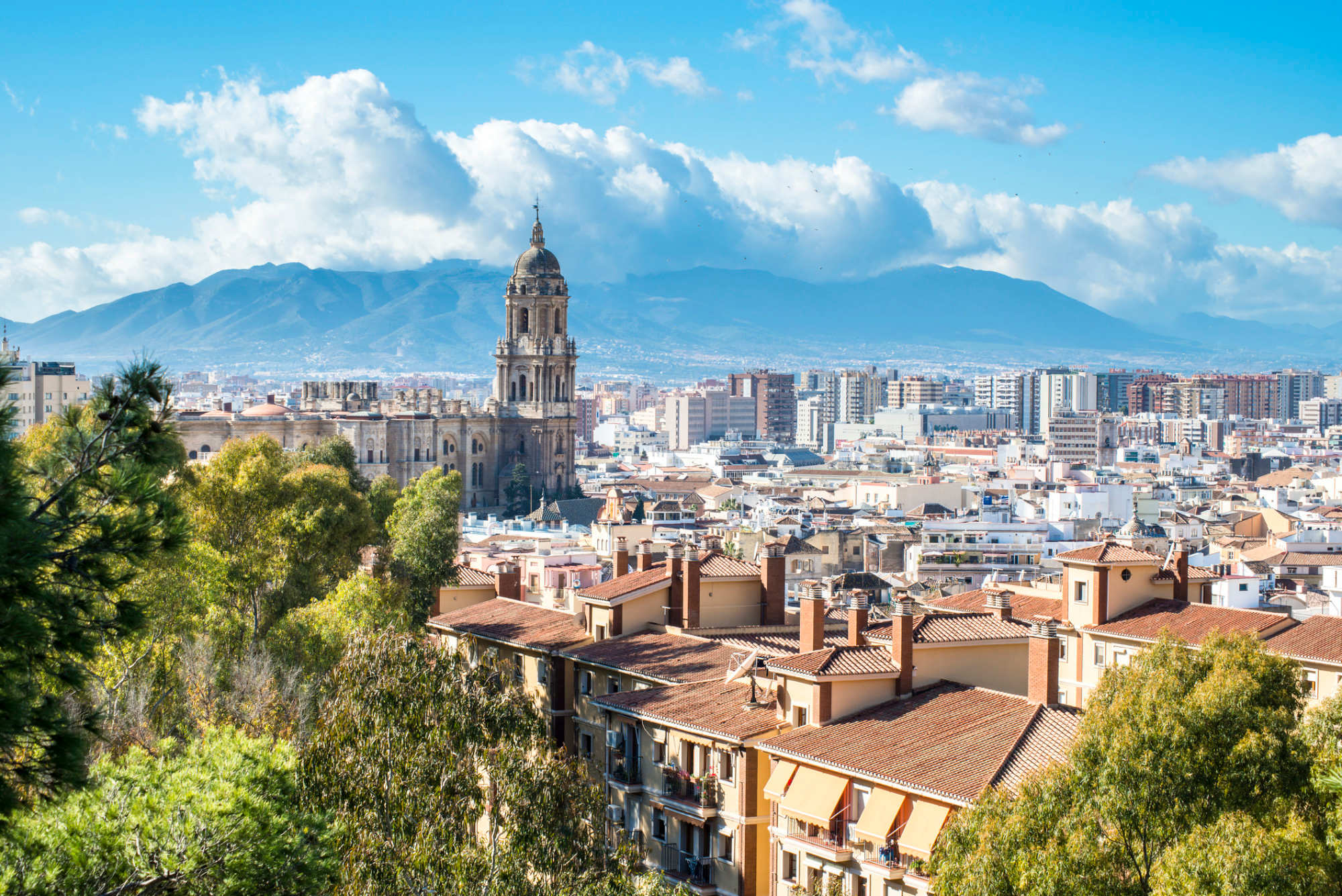 The Safest Areas in Málaga and Where To Avoid | Plum Guide