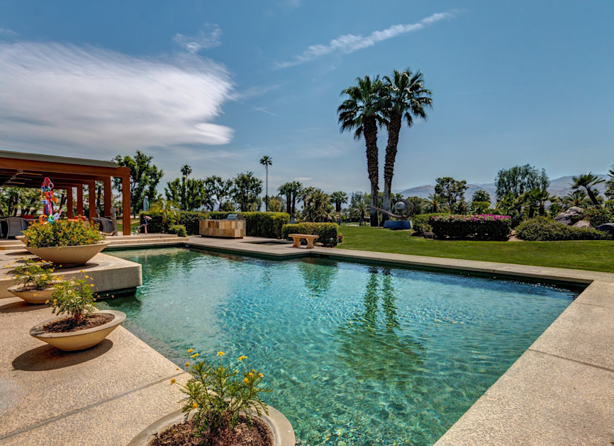 7 Palm Springs Family Homes with Swimming Pools | Plum Guide