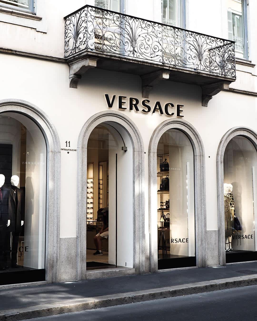 11 Best Shops in Milan: From Armani to Antiques | Plum Guide