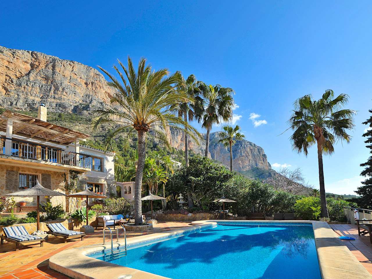 Great Things to Do in Alicante | Plum Guide