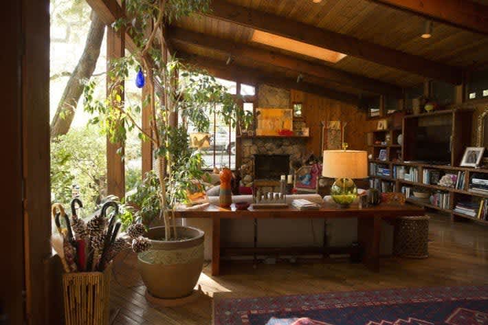 TV-Shows You Should Watch If You Love Interior Design | Plum Guide