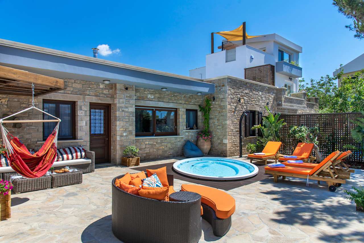 A Comprehensive Crete Travel Guide | Plum Guide