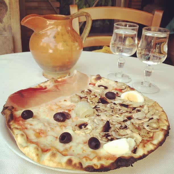 Fresh from the Oven: The 11 Best Pizzas in Rome | Plum Guide