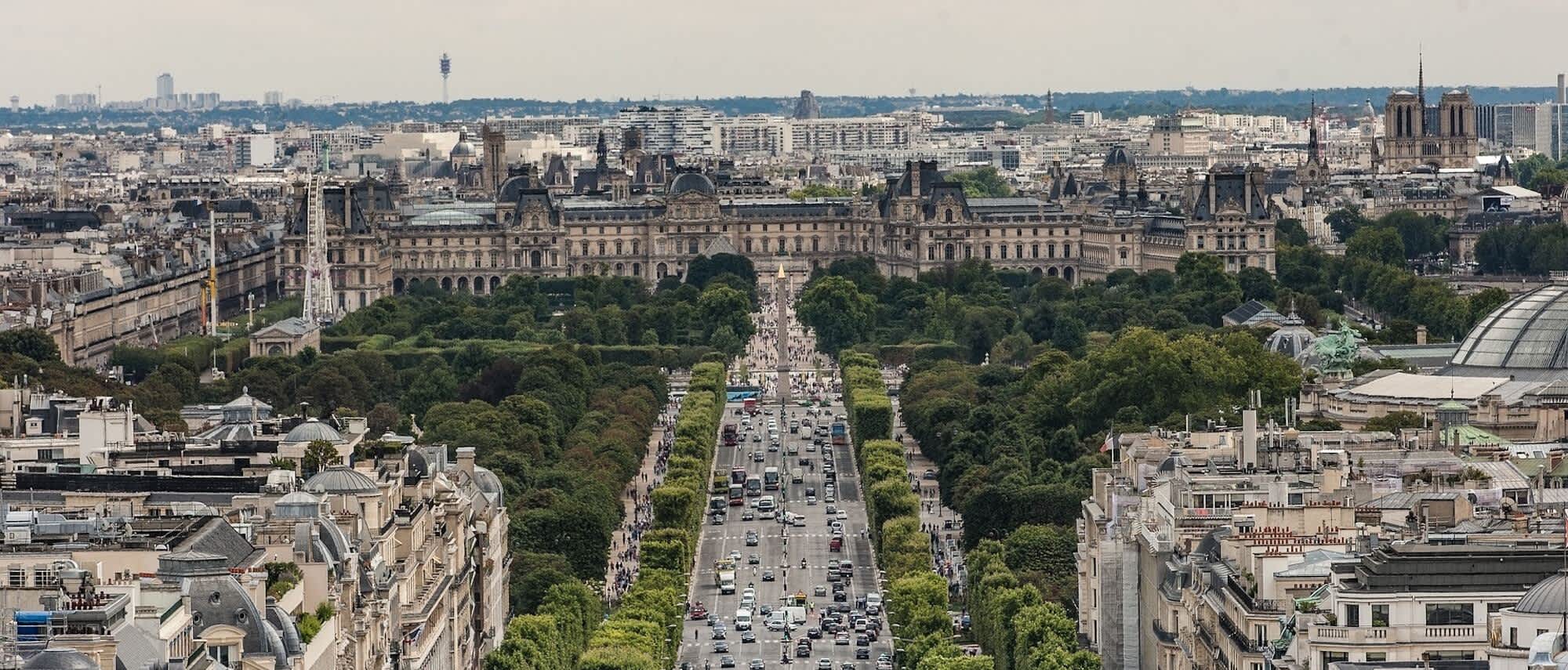 A Guide to the Weather in Paris by Month | Plum Guide