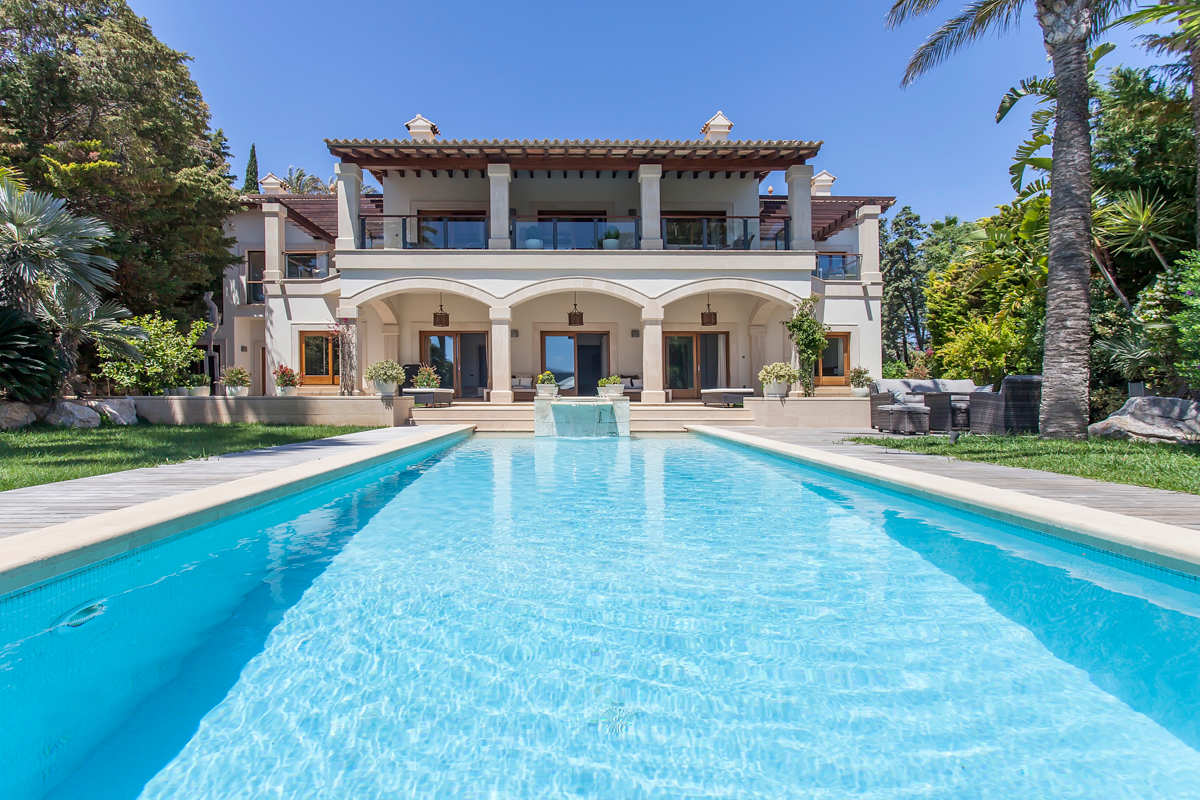 Where to Stay in Majorca: An Expert Guide | Plum Guide