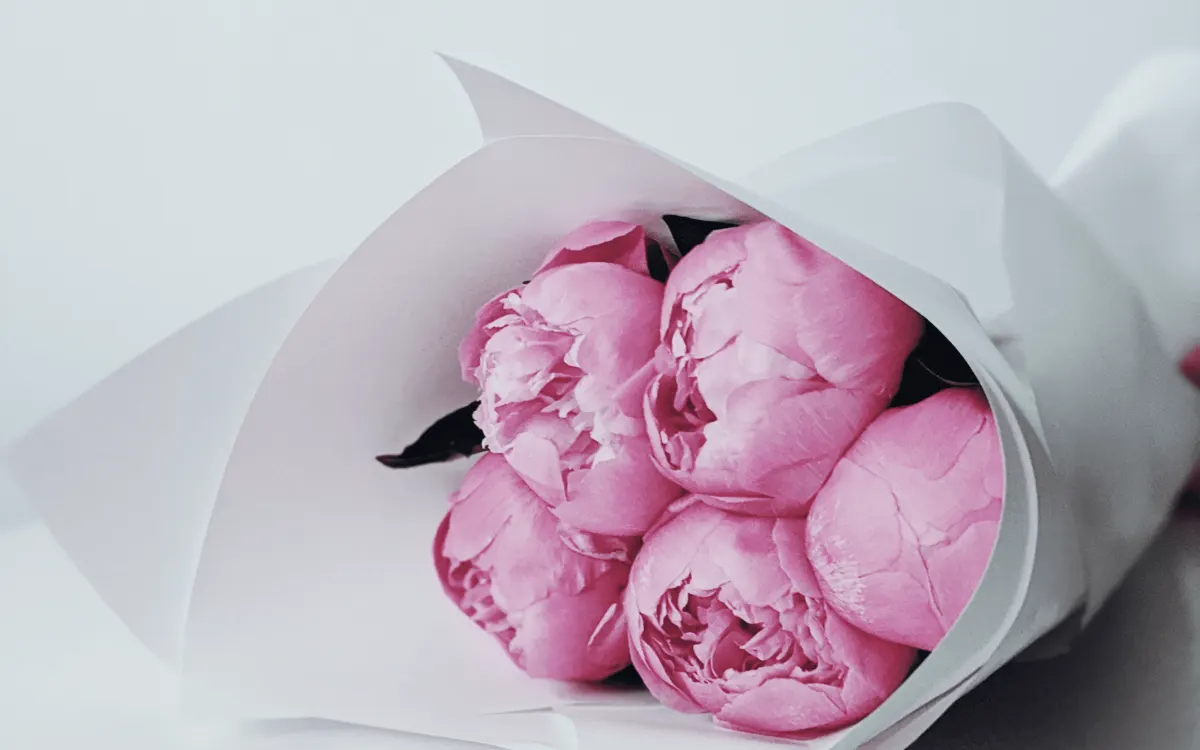 Saying Sorry with Flowers: The Perfect Bouquets for Apologies | FTD