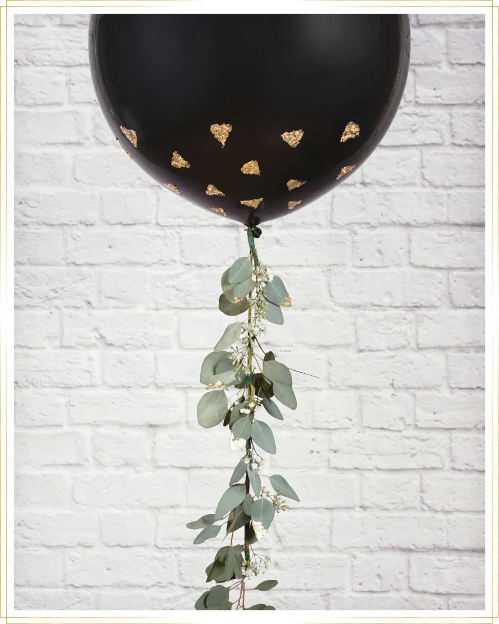 DIY Floral Balloon Garland for Your Holiday Parties - FTD.com