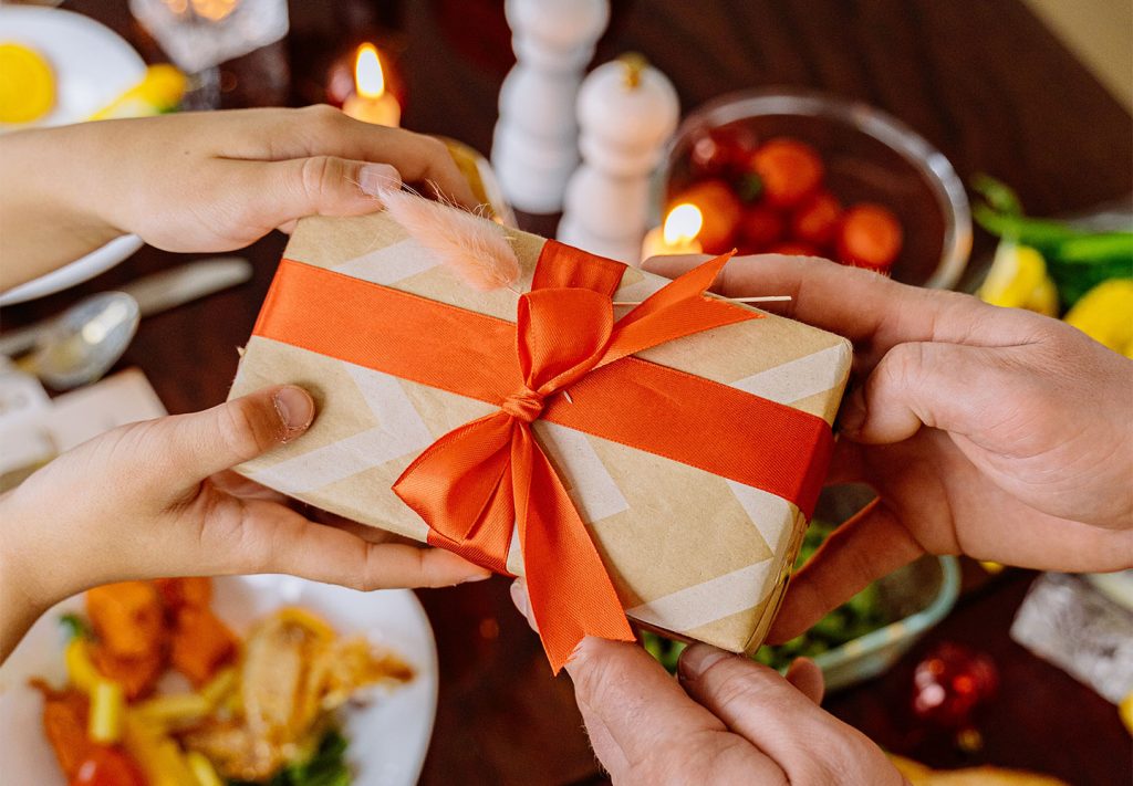 What Is Giving Tuesday and When Is It? | FTD