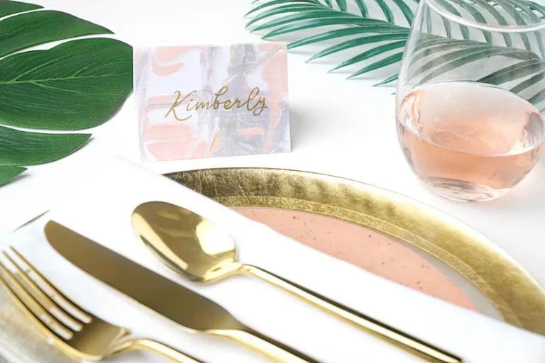 How to Marble Paper - FTD.com