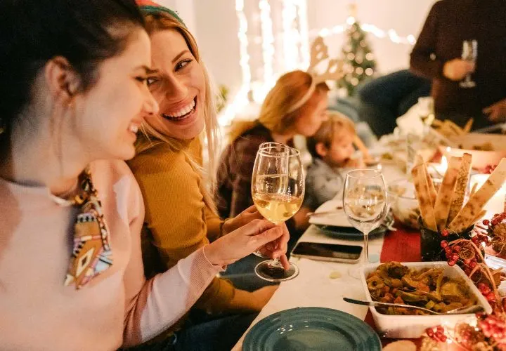 How To Throw the Ultimate White Elephant Party + Fun Printables | FTD