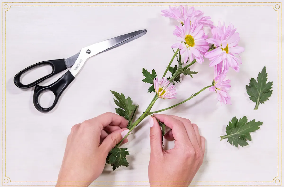 How to Make a Bouquet for Any Occasion in 5 Easy Steps | FTD