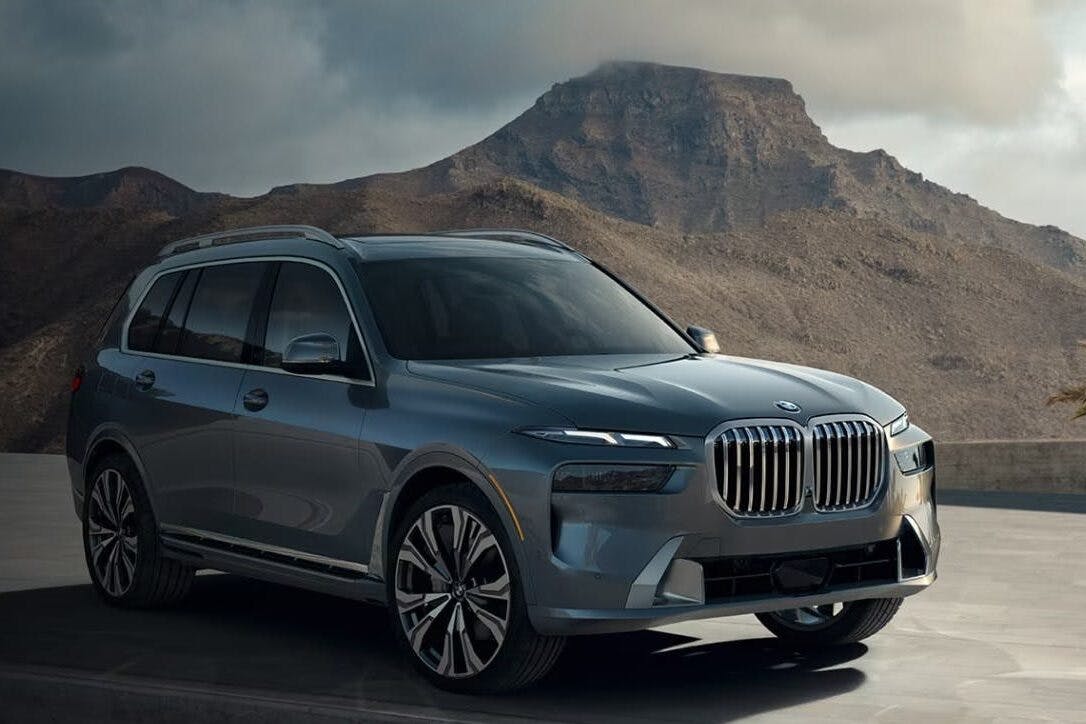 Best Luxury SUVs in 2026 | CARFAX